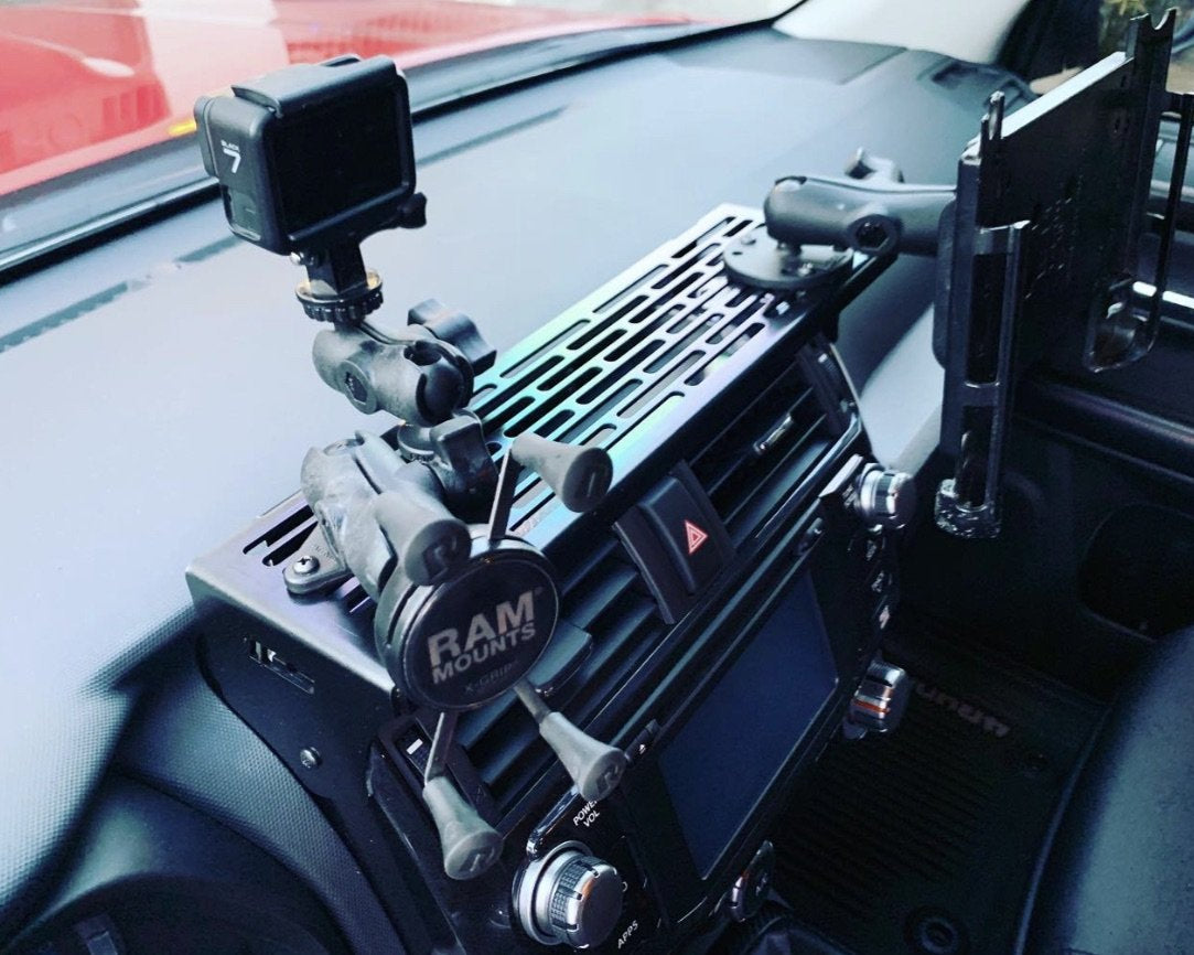 2010-2024 Toyota 4Runner Dash Mount | ICS FAB